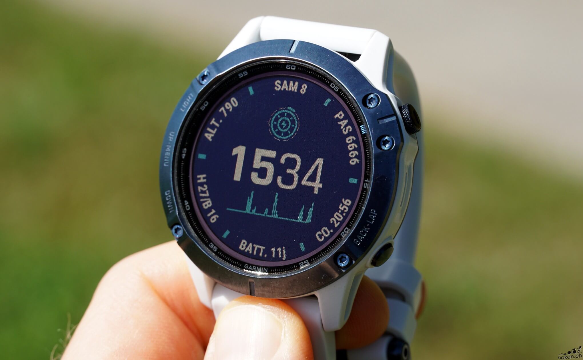 Tout savoir sur la technologie Solar de Garmin - nakan.ch